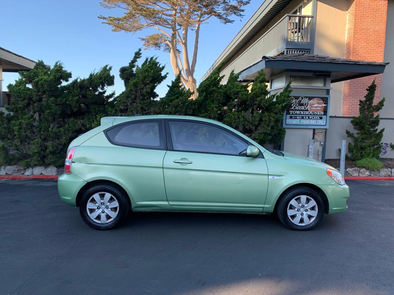 2010 hyundai accent blue store