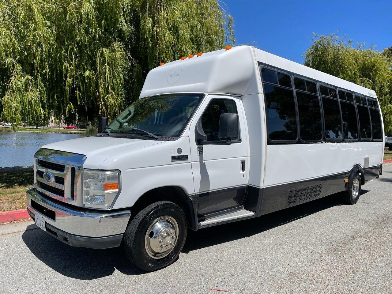 Used 2011 Ford E-Series Chassis E 450 SD 2dr Commercial/Cutaway/Chassis ...