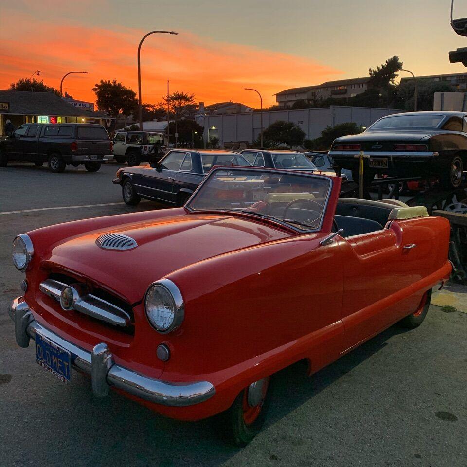 1954 Nash Metropolitan Logo