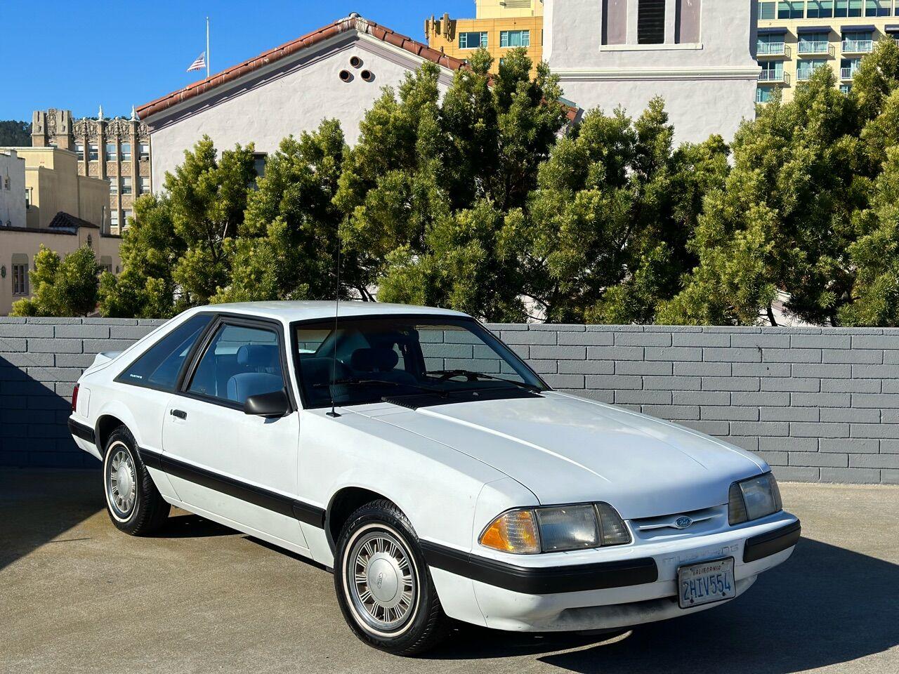 1988 Ford Mustang